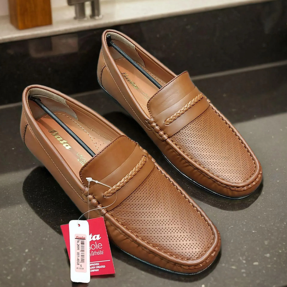 Bata Leather Loafer for Men - Brown